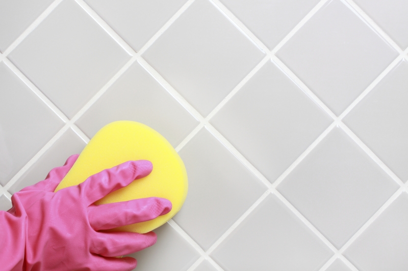 Splashback Cleaning & Maintenance Tips