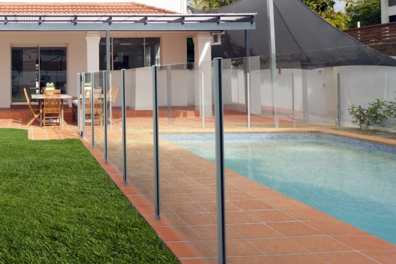 What You Need to Know about Glass Fencing