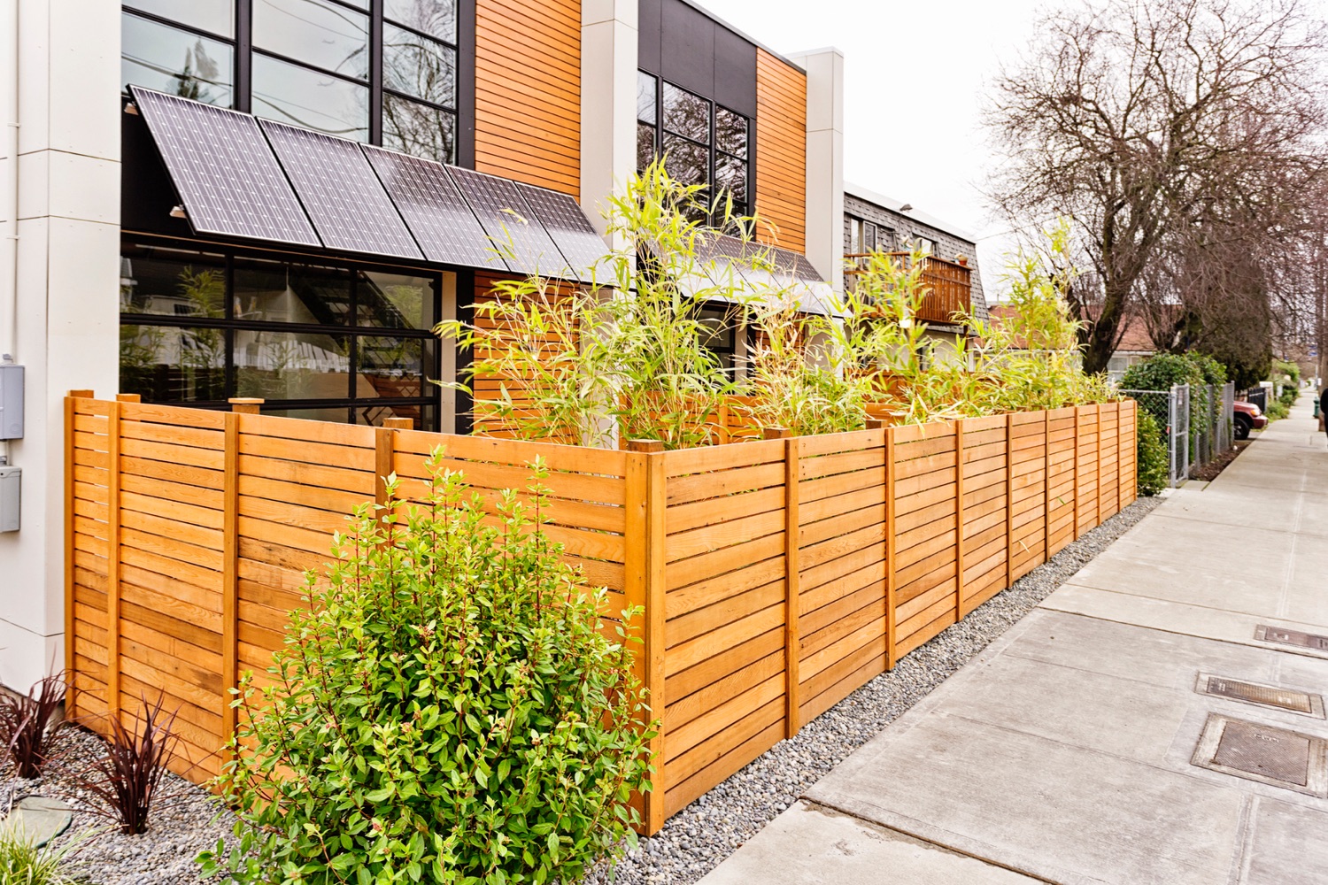 Best Local Privacy Screen Suppliers Near Me (3 Free Quotes)