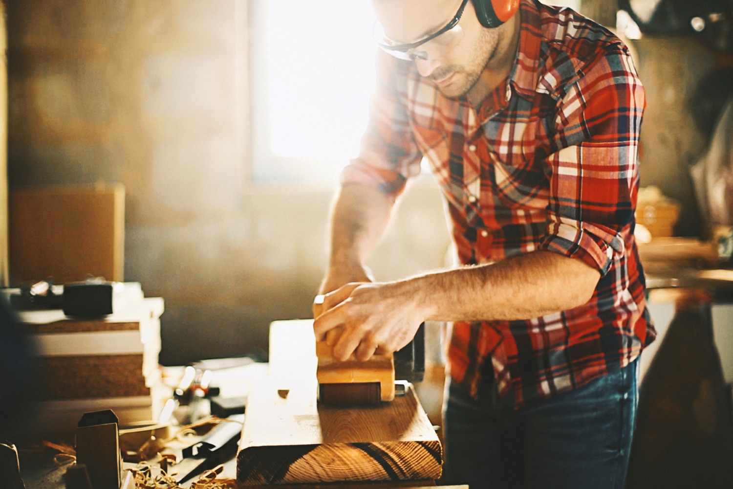 Best Local Carpenters Near Me (3 Free Quotes)