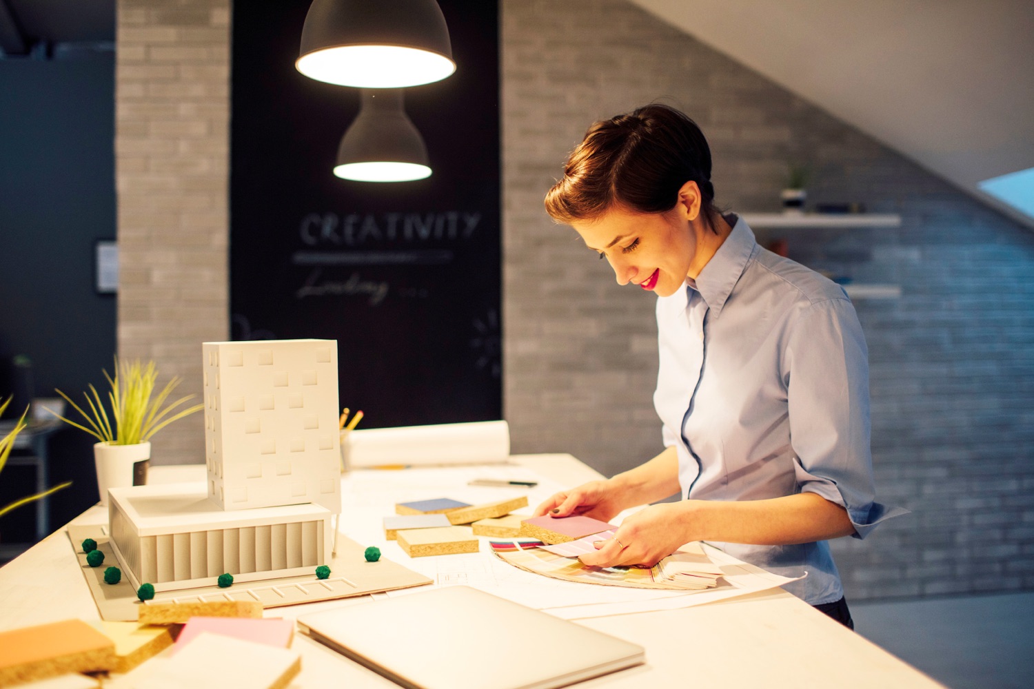 Best Local Interior Designers Near Me (3 Free Quotes)