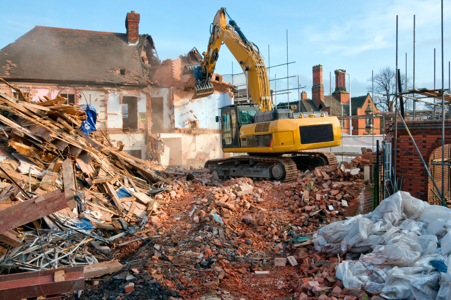 Best Local Demolition Experts Near Me (3 Free Quotes)