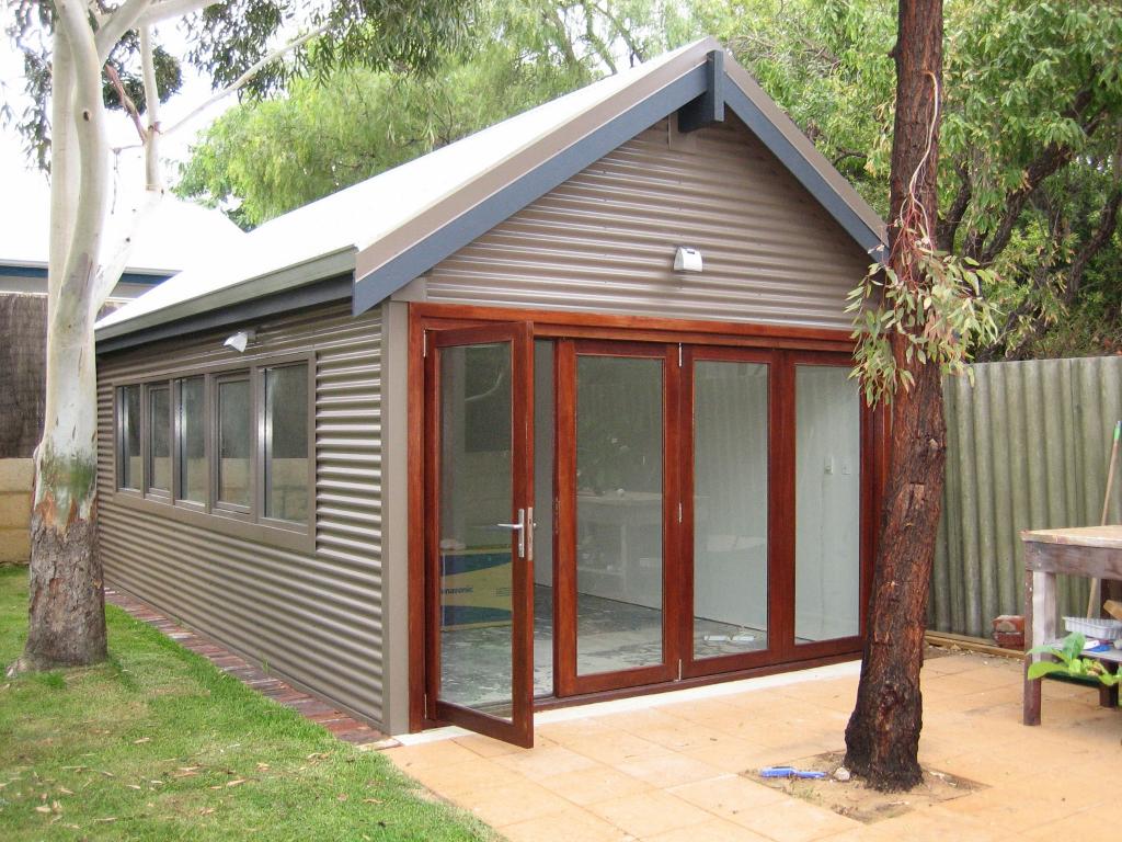 Blokes And Their Sheds